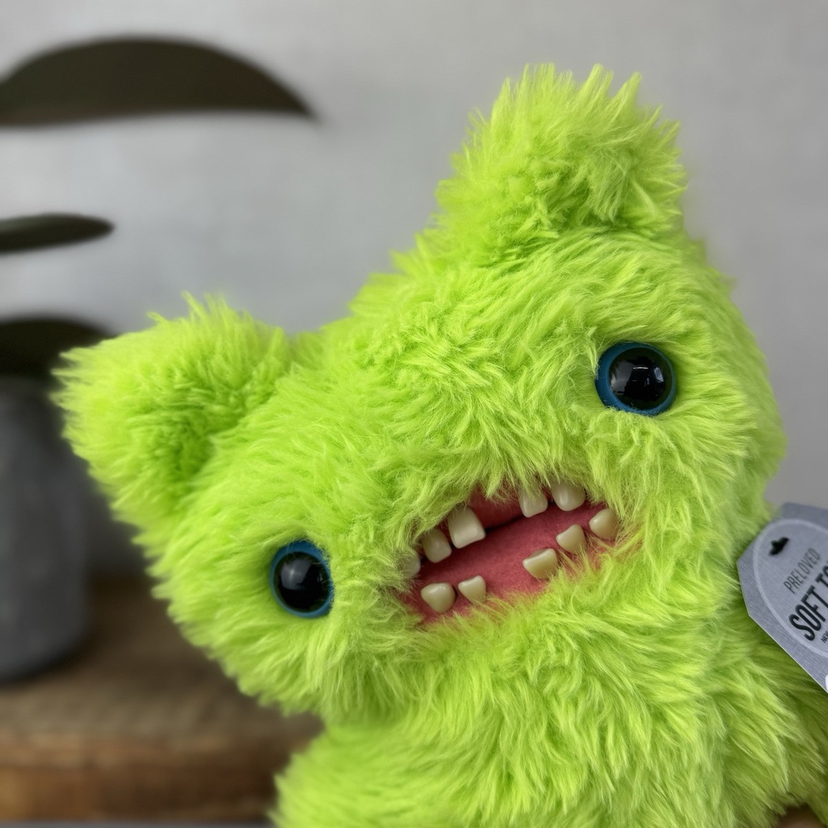 Embrace the Weird ผ่านจักรวาลตุ๊กตาหน้าแปลก 'Fuggler' เจ้าของนิยามความ ...